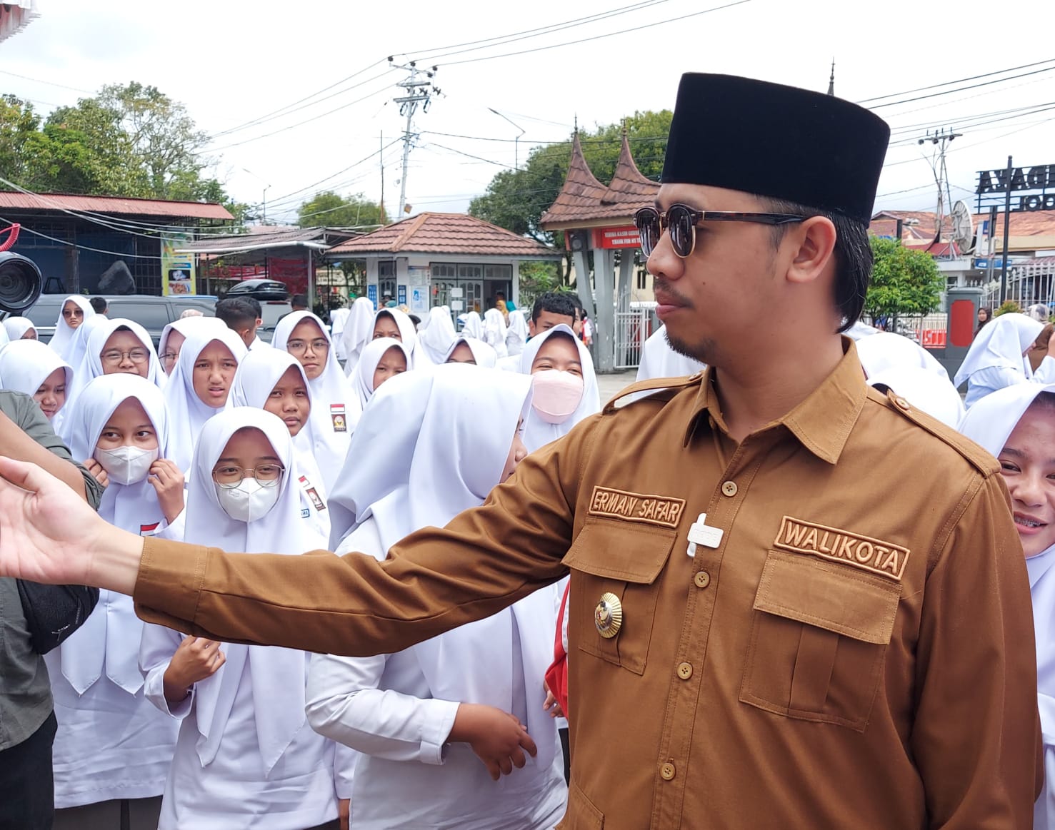 2022 Pemko Bukittinggi Alokasikan Rp 12 M Untuk Bayarkan Iuran Komite ...