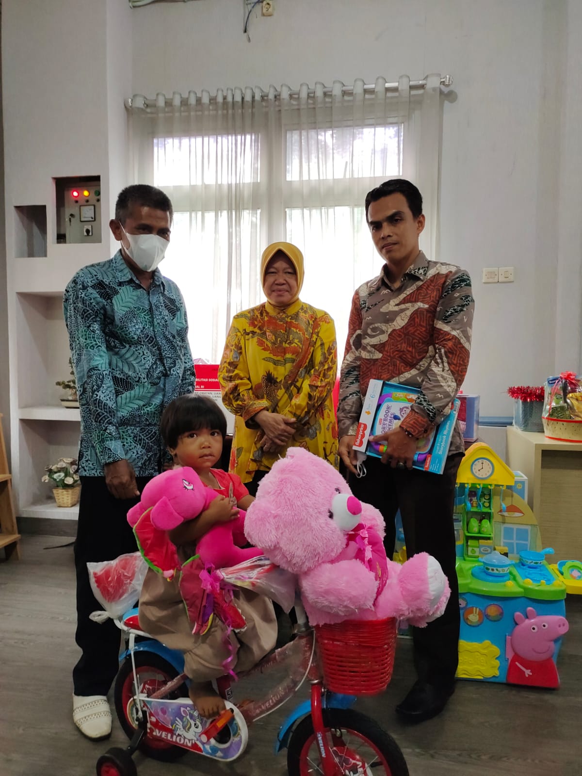 Zoya Khamila Hanum, Balita Penderita Atresia Ani Dapat Perhatian Khusus ...
