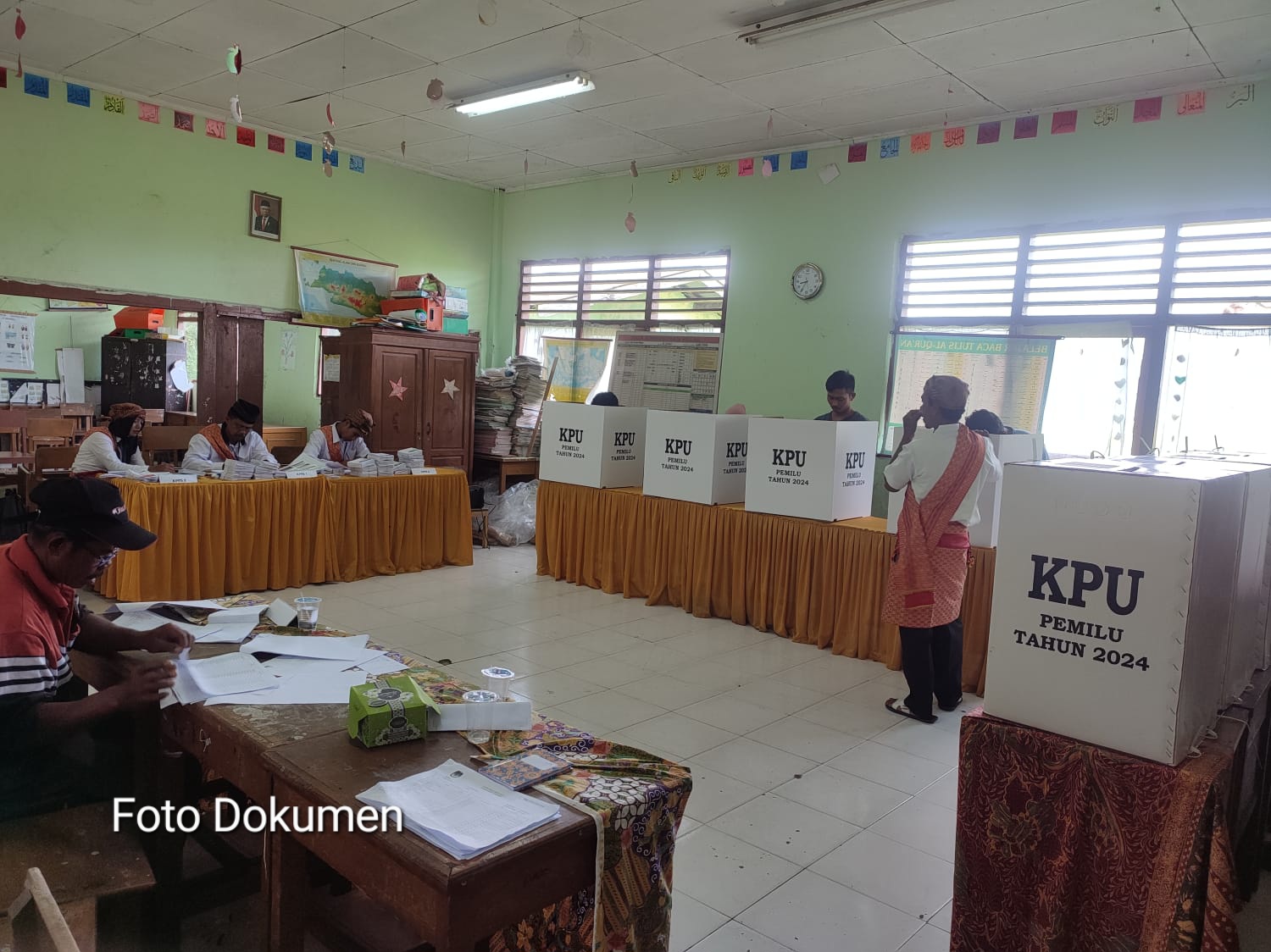 Sempat Heboh, Agam Gelar PSU di TPS 08 Manggopoh,198 Pemilih Kembali ...